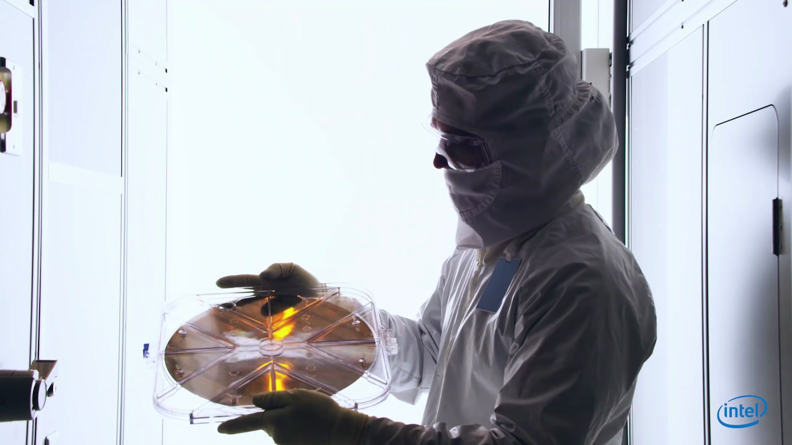 From Sand to Silicon- The Making of a Microchip - Intel_哔哩哔哩_bilibili