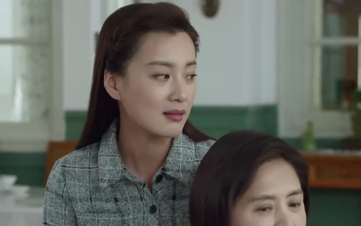 平凡岁月:娘家换彩电了,朵朵立马把黑白电视抱回婆家,好媳妇啊哔哩哔哩bilibili