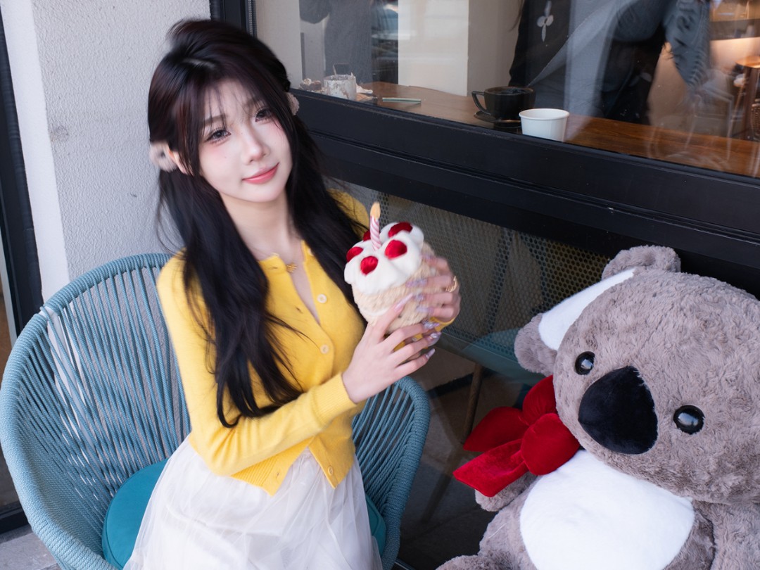 用松下S5M2相机给小姐姐拍照-这里是八月-这里是八月-哔哩哔哩视频