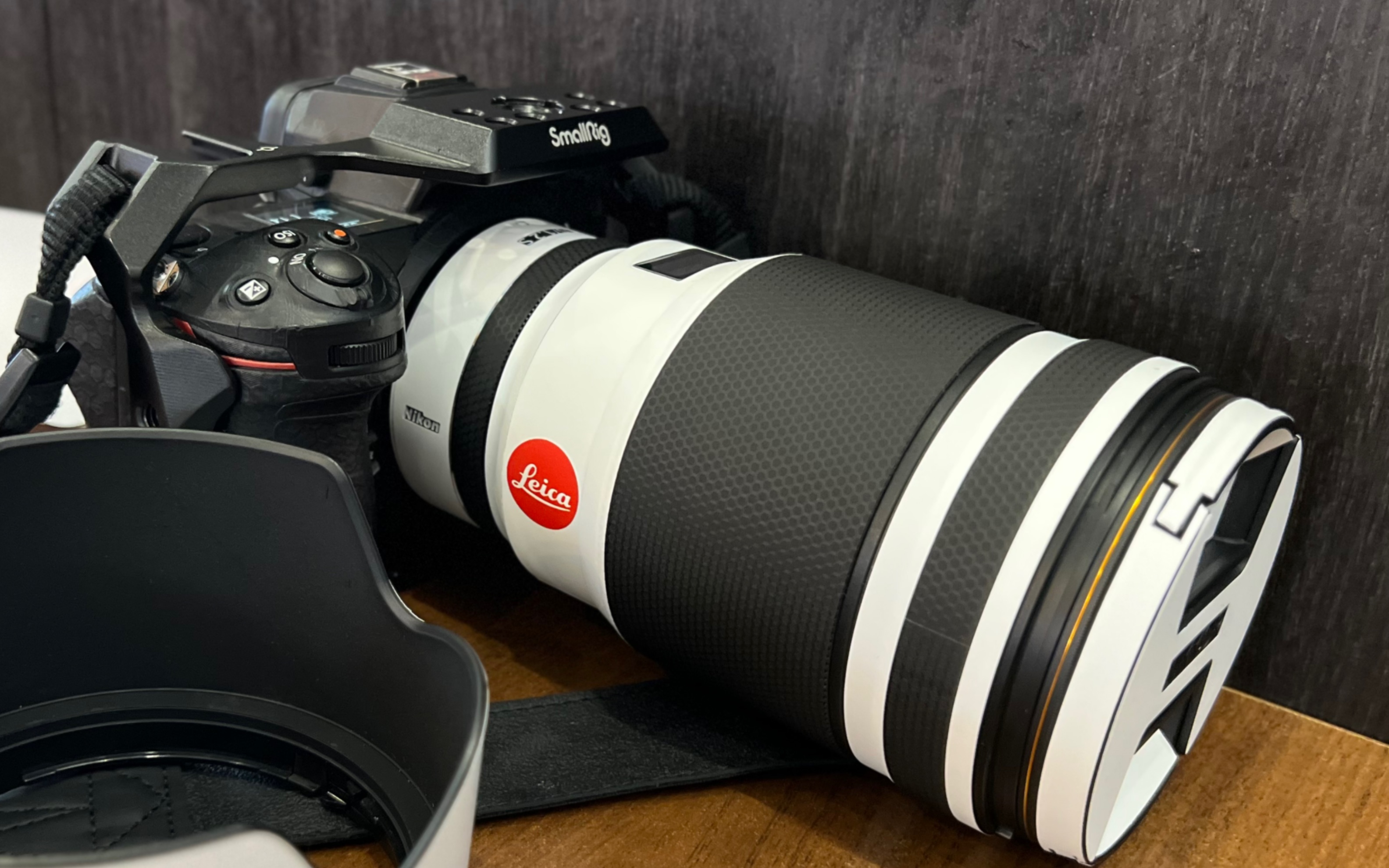 2023 CHINA P&E，摸摸机身镜头和配件，看到了佳能新发布的RF100-300 f2.8