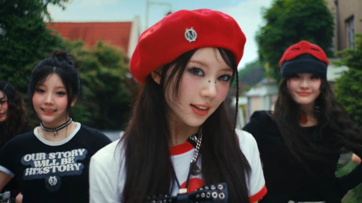 ILLIT新专收录曲jellyous MV公开-wan__one-我的-哔哩哔哩视频