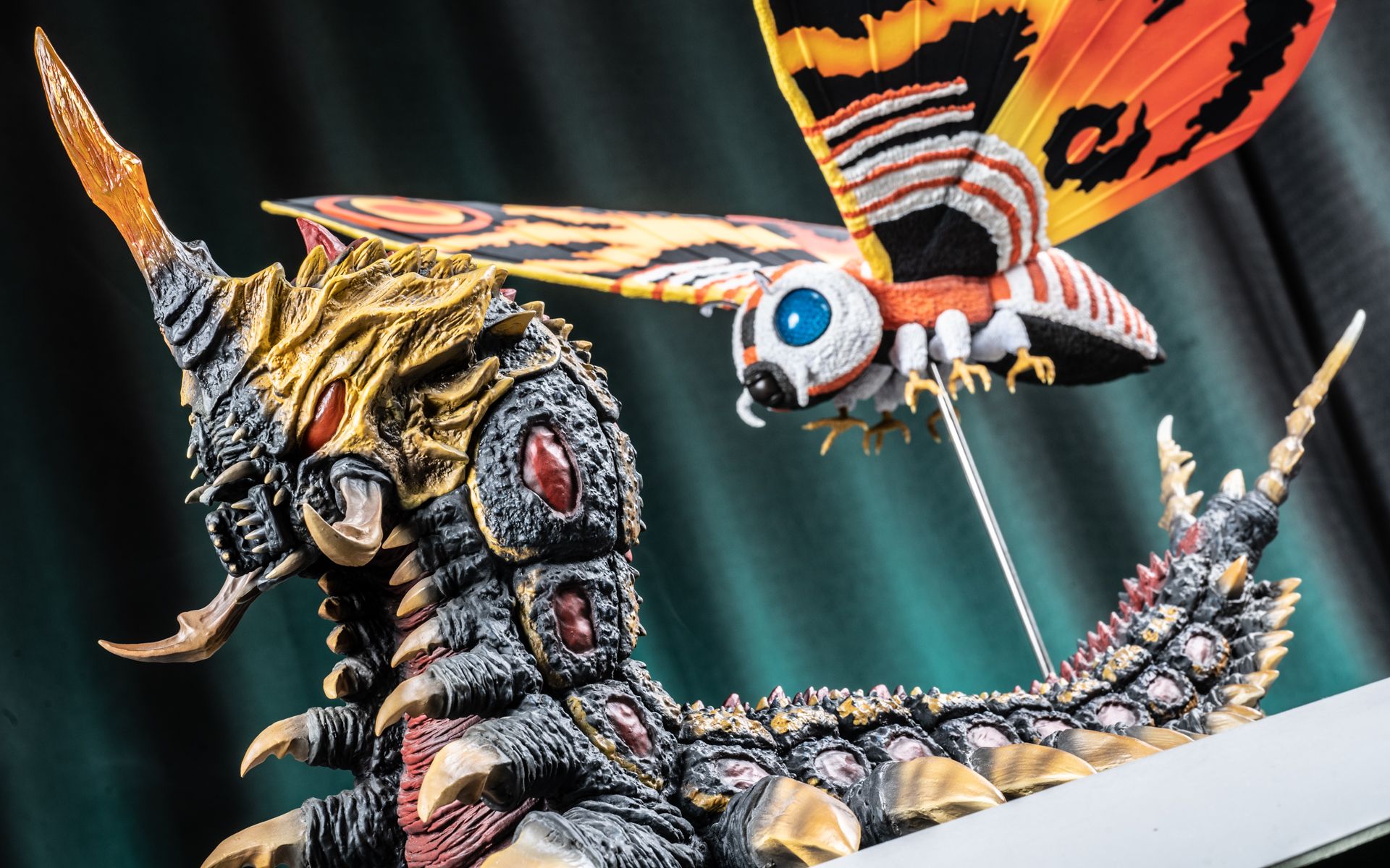 这大虫子点闹不住啊！XPLUS特摄经典怪兽开箱 哥斯拉 奥特曼 加美拉-木子模玩室-木子模玩室-哔哩哔哩视频