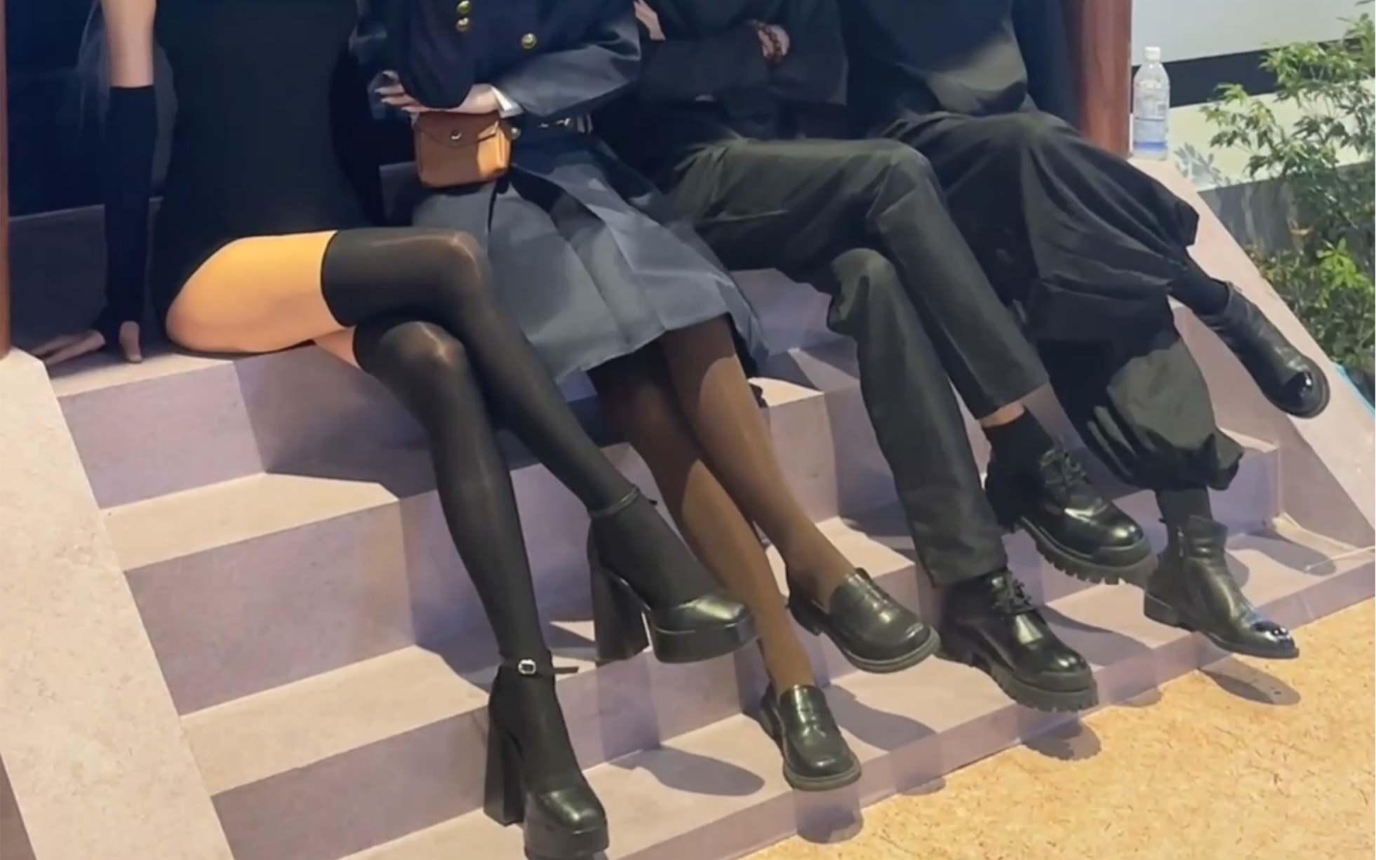 bw偶遇的这个腿比我的命长-你十八o3o-你十八o3o-哔哩哔哩视频