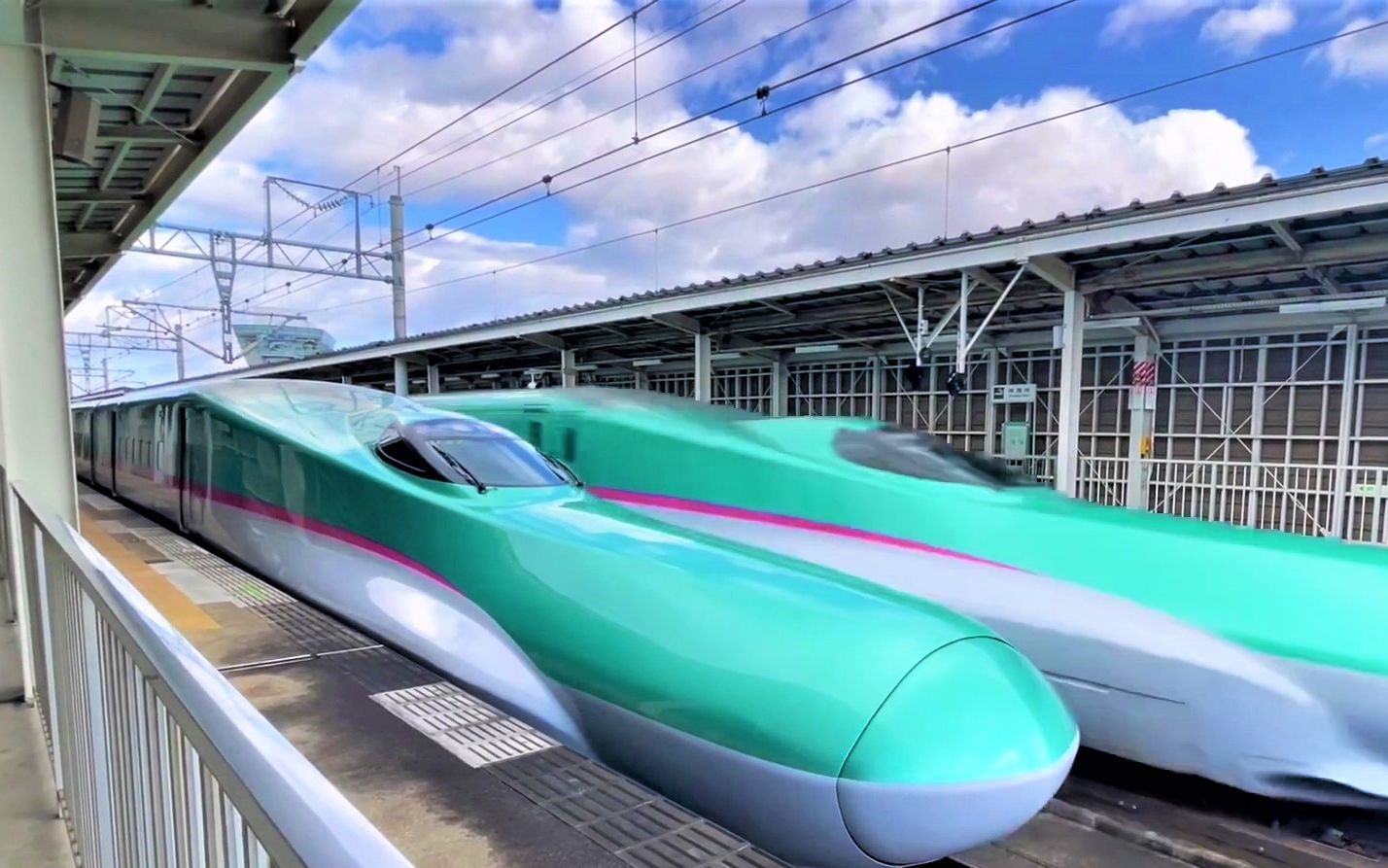 东北新干线E5、E6贴着站台320km/h通过栗驹高原站_哔哩哔哩 (゜-゜)つロ 干杯~-bilibili