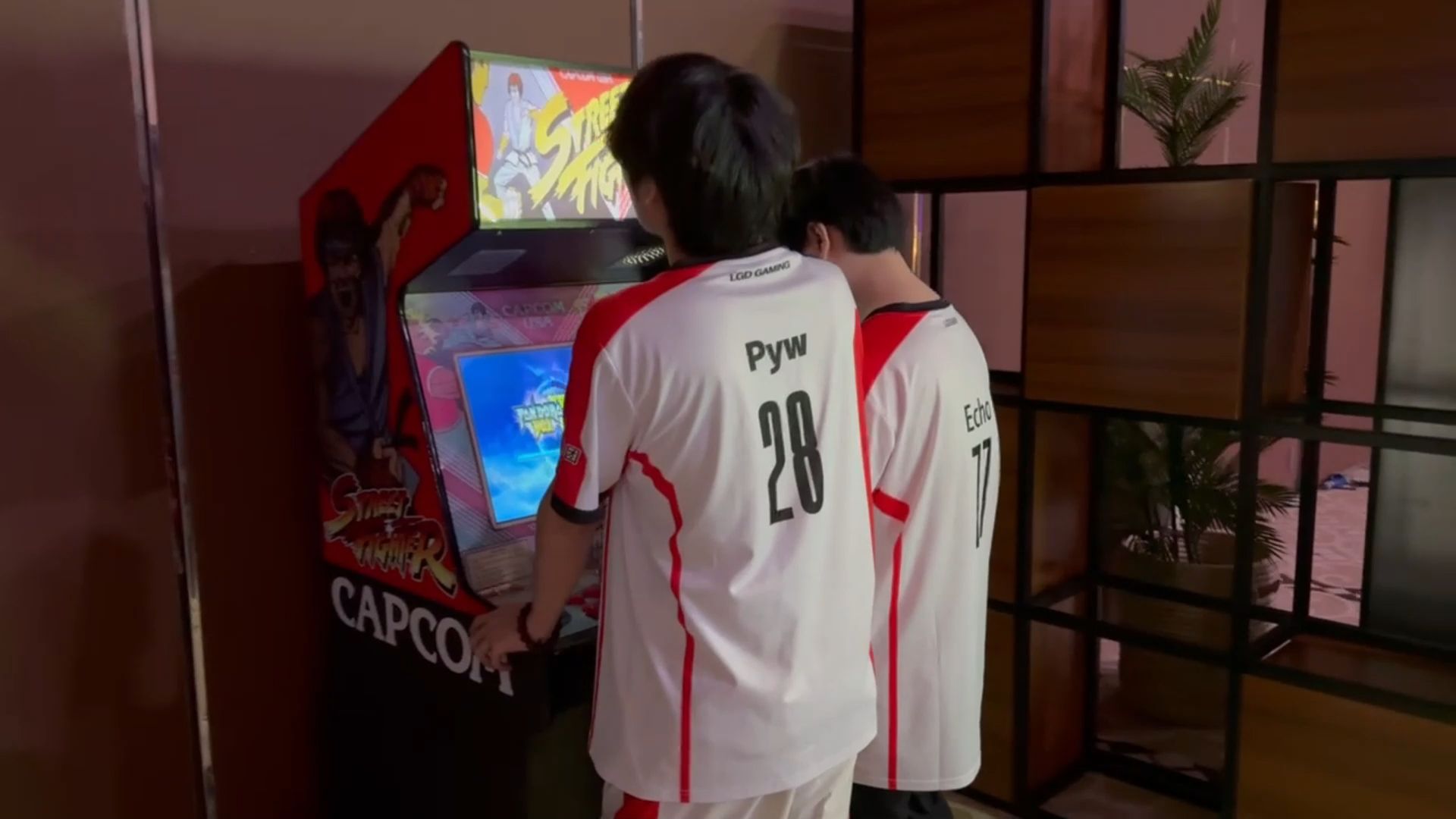 【DOTA2】利雅得大师赛正赛VLOG-LGD电子竞技俱乐部-LGD电子竞技俱乐部-哔哩哔哩视频