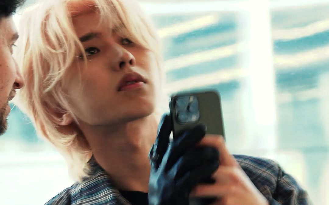 【蔡徐坤】20230221 米兰Prada基金会 | 看风景的人-SniperAugust_蔡徐坤-SniperAugust_蔡徐坤-哔哩哔哩视频