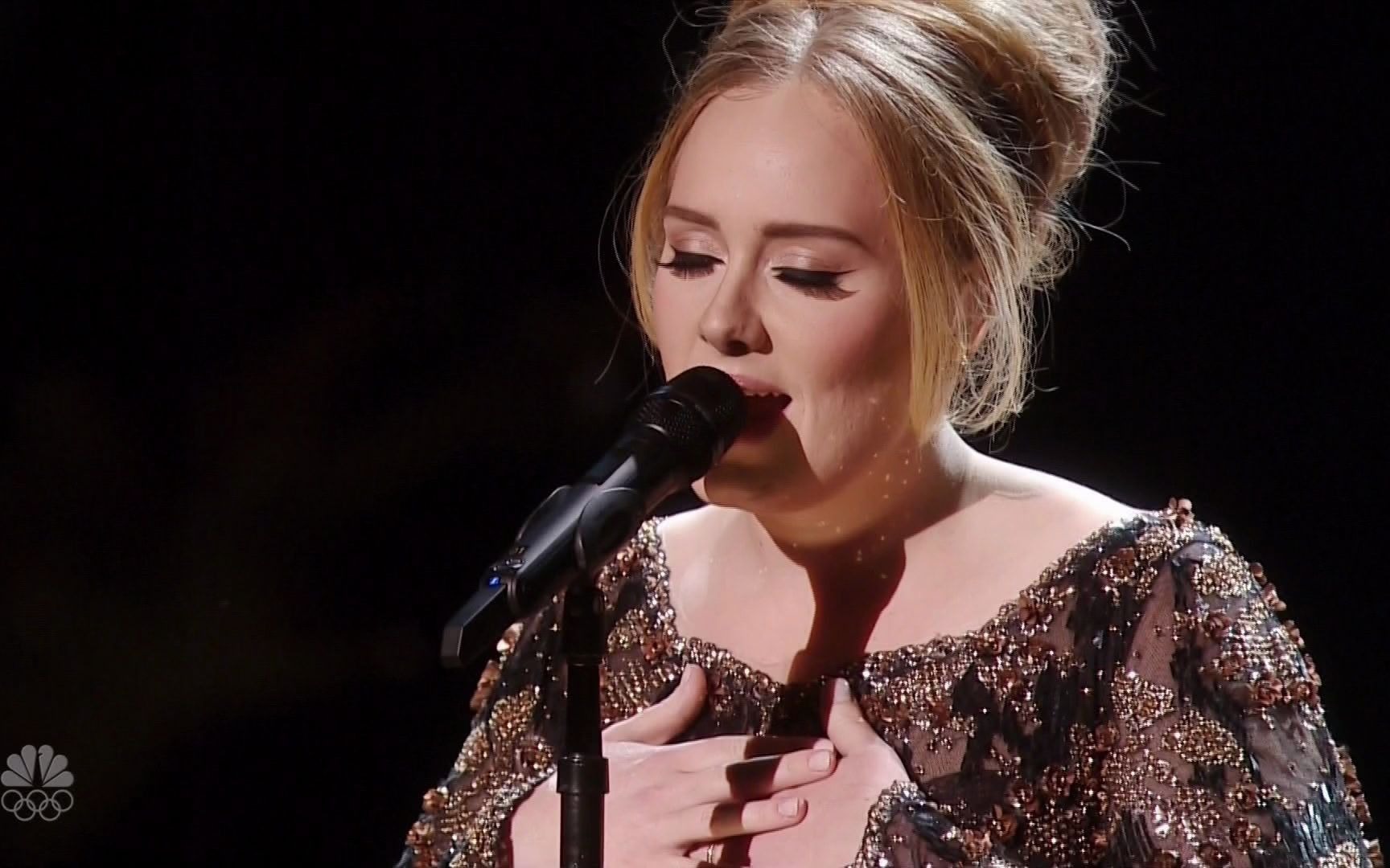 Adele纽约演唱会超清全场 - Live in New York City 2015 Special_哔哩哔哩_bilibili