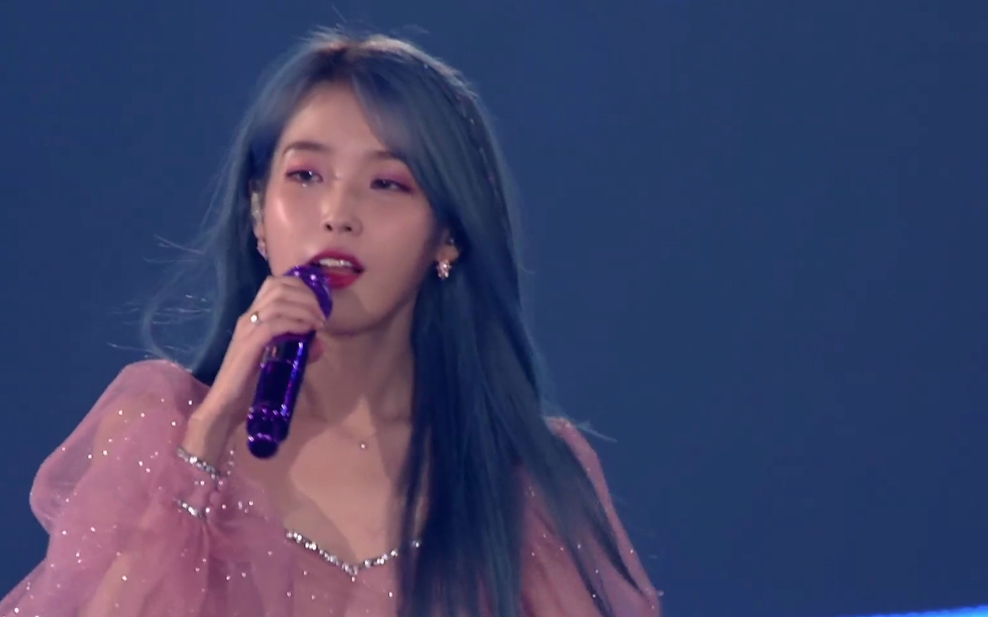 李知恩 2019 “Love poem” 巡回演唱会 首尔站 IU CONCERT LOVE POEM DISC1 BluRay（4）4k重置_哔哩哔哩_bilibili