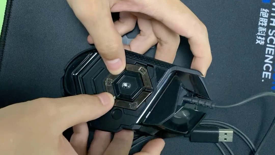 罗技g502配重块安装_哔哩哔哩_bilibili