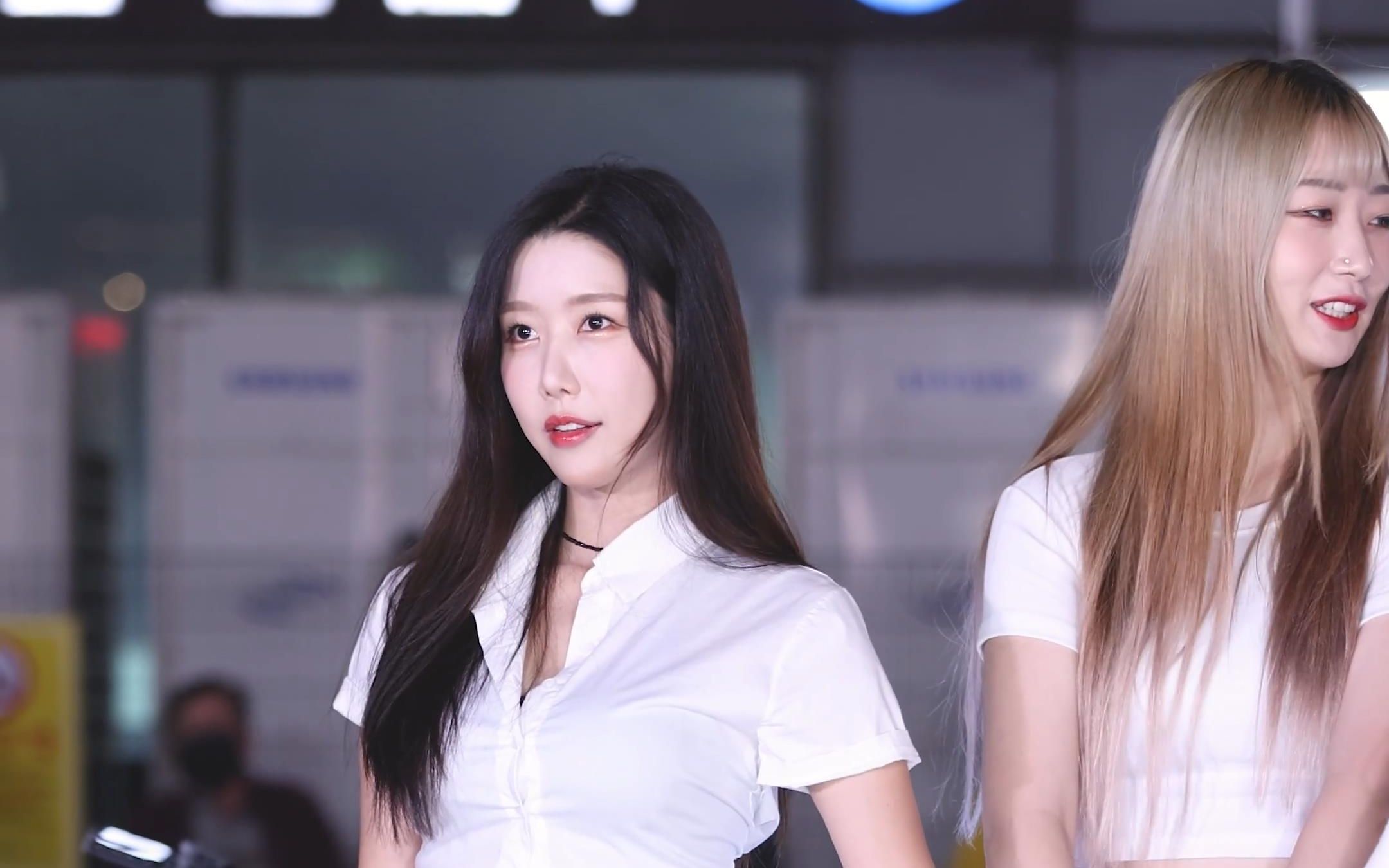 菲圭语特泰韩呵呵 李多惠啦啦队直营 乐天棒球4k