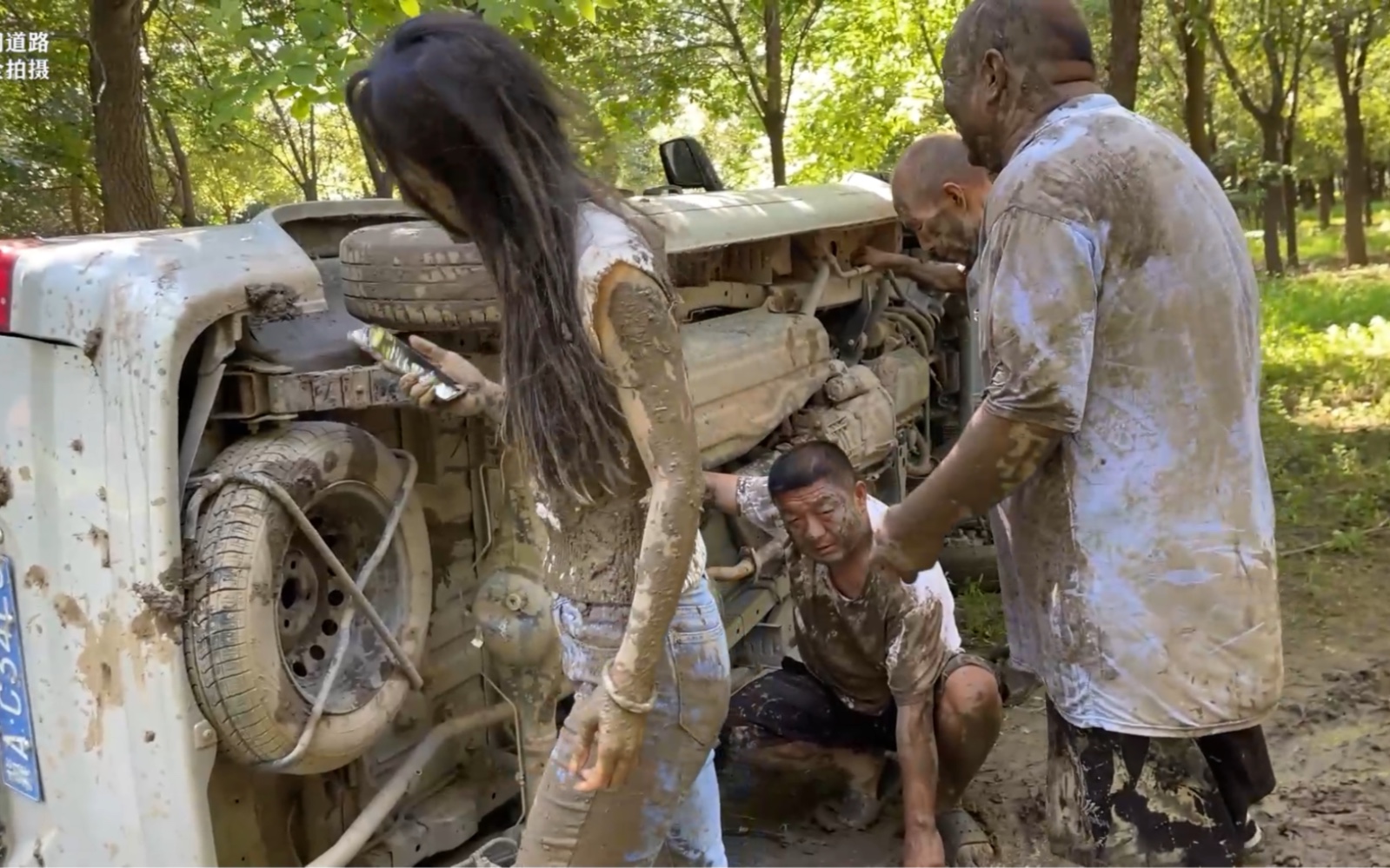 救徒弟路上没想到还翻车了-王铁锤Q-王铁锤Q-哔哩哔哩视频