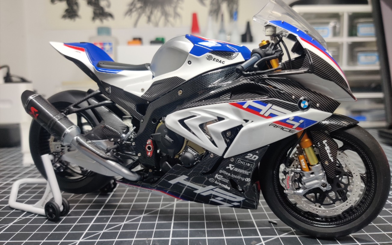 MENG 1/9 BMW 宝马 HP4 race 摩托模型展示