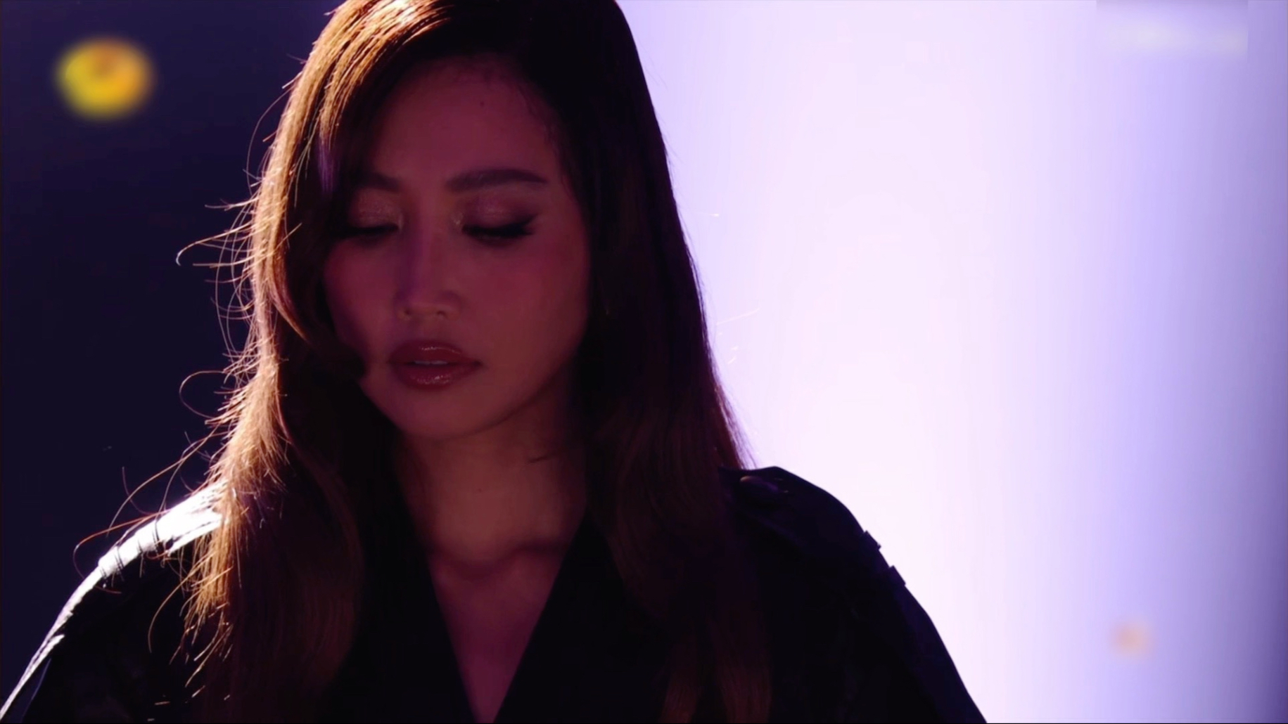 【4K顶级画质】Aimer女神《LAST STARDUST》现场，Fate又一首神曲！！！-jhide-music-哔哩哔哩视频