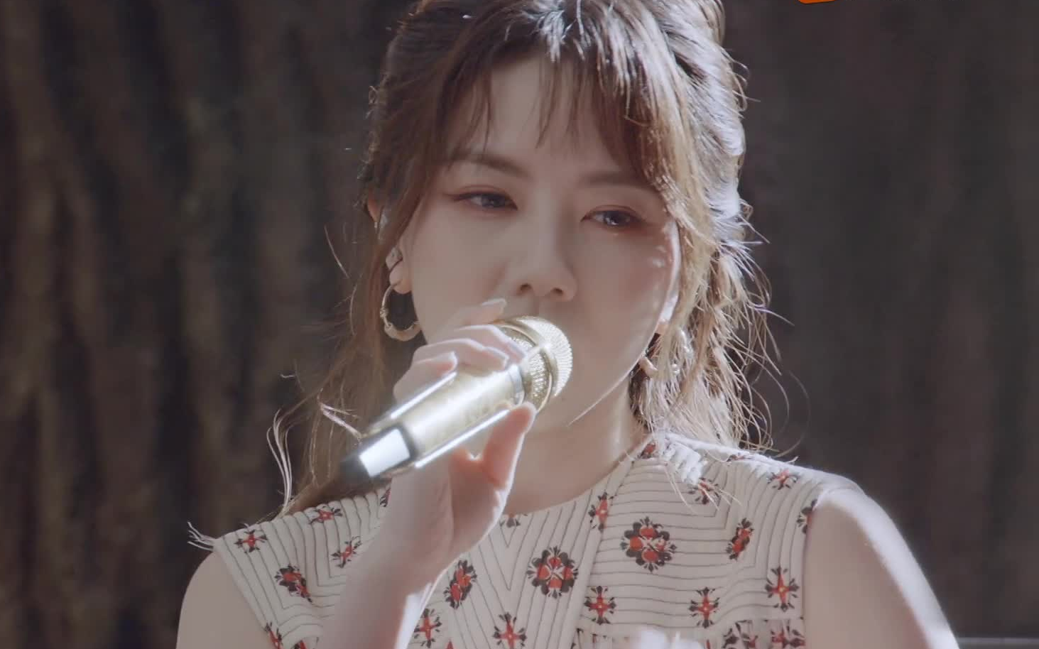 【官方MV】G.E.M.邓紫棋《GLORIA》 | 第一章 | 启示录REVELATION-gielmu-默认收藏夹-哔哩哔哩视频