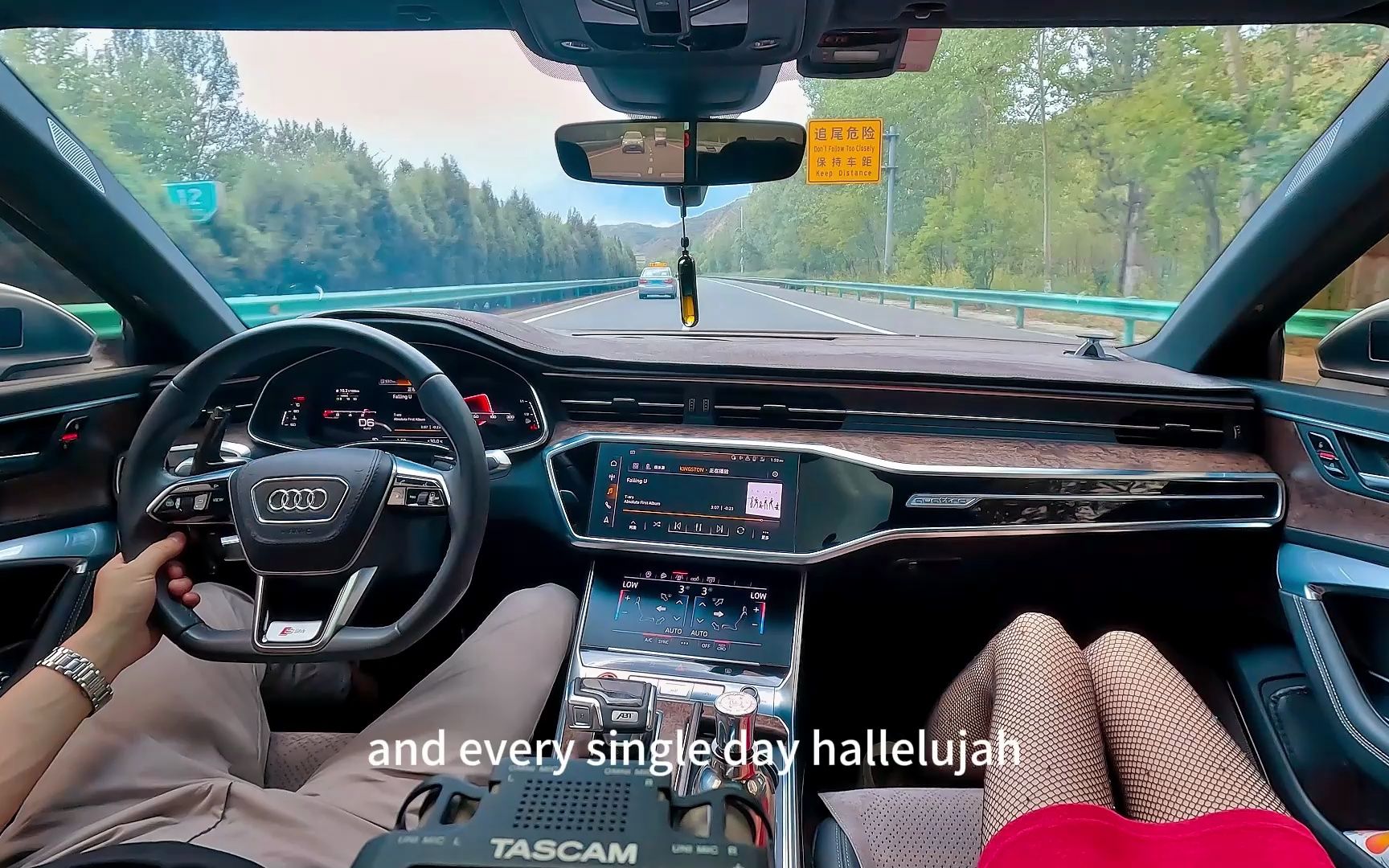 T-ara《Falling U》奥迪A6L大B&O音响 《A6L大bo全网首发》（录音笔正中录制）（动态录制）-奥迪A6L大BO音乐台-奥迪A6L大BO音乐台-哔哩哔哩视频