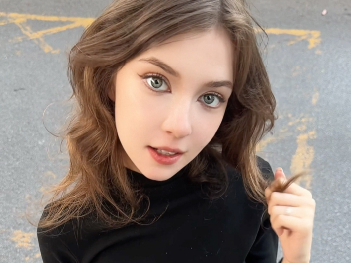 如何快速获得外国女孩的吻-Helin和Eva-Helin和Eva-哔哩哔哩视频