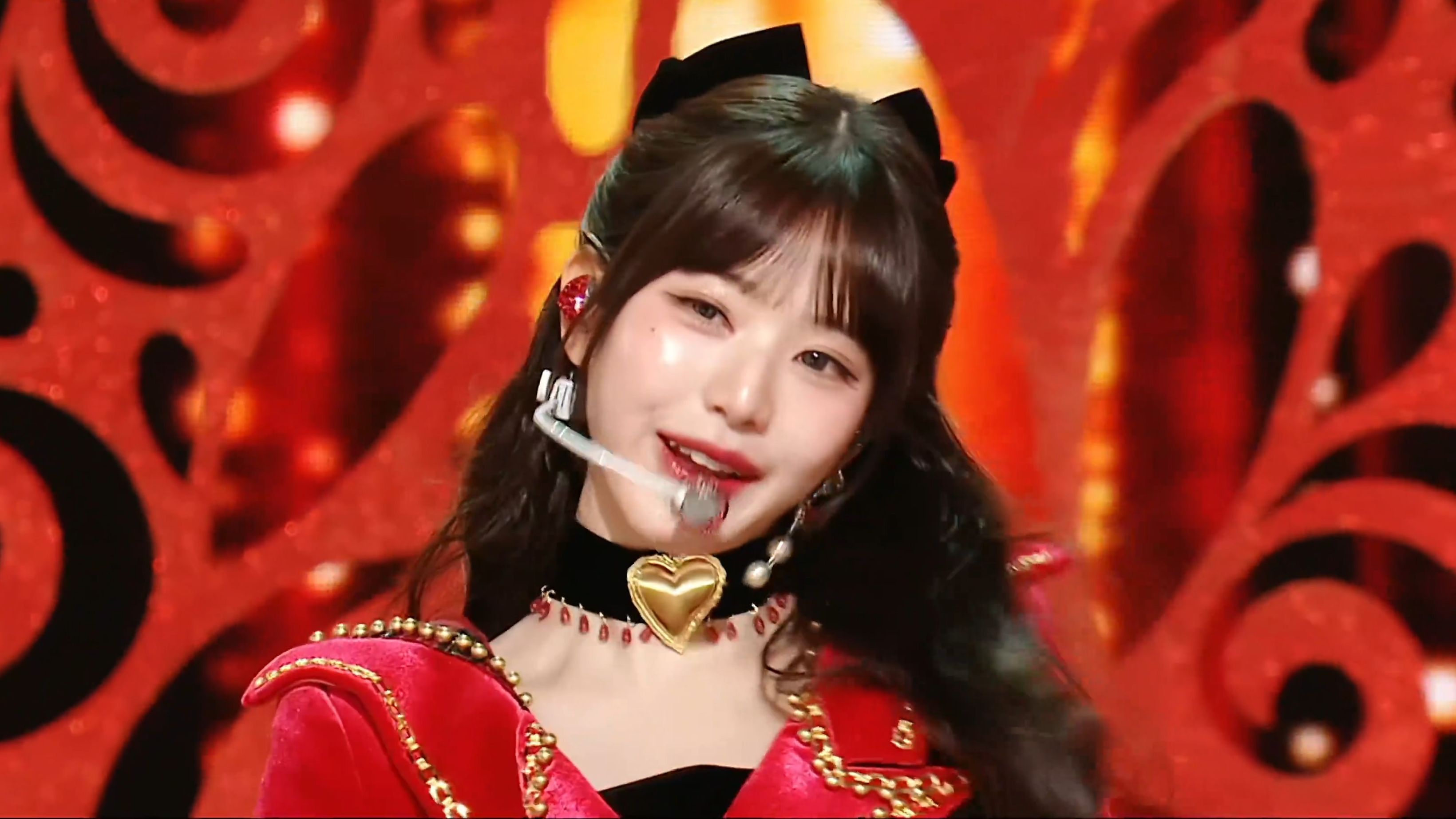 【4K60帧】IVE《BADDIE+Kitsch+I AM》4K舞台+4K全体直拍 231231-Kpop小萌萌-Kpop小萌萌-哔哩哔哩视频