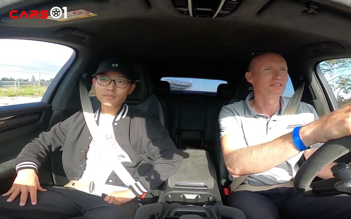 Cars01试驾｜对话保时捷工程师 了解卡宴Turbo GT是如何打造的_哔哩哔哩_bilibili