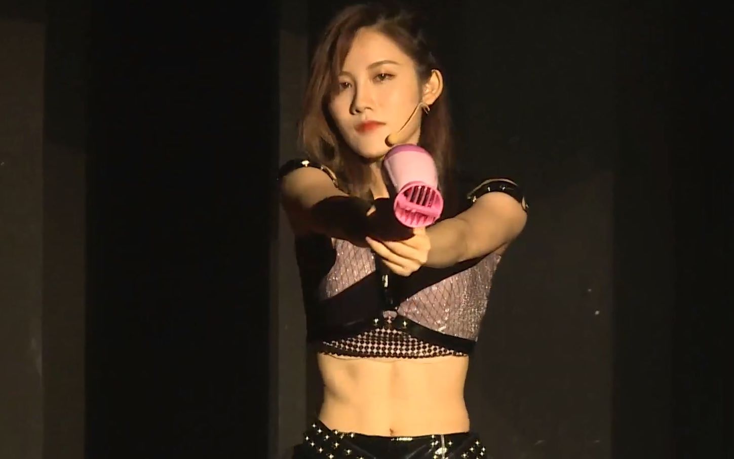 【GNZ48 刘倩倩】20180603 Team NIII《第1人称》《少女侦探社》主题公演 刘倩倩cut-AlwaysLight_677-AlwaysLight_677-哔哩哔哩视频