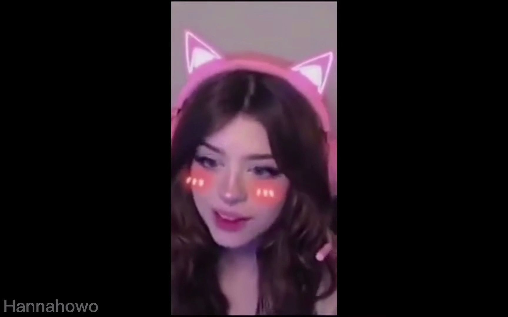 Hannah Owo吃鸡女主播原版视频 8737