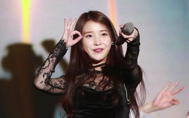 【IU/李知恩】 23 | 性感-现场版_哔哩哔哩_bilibili