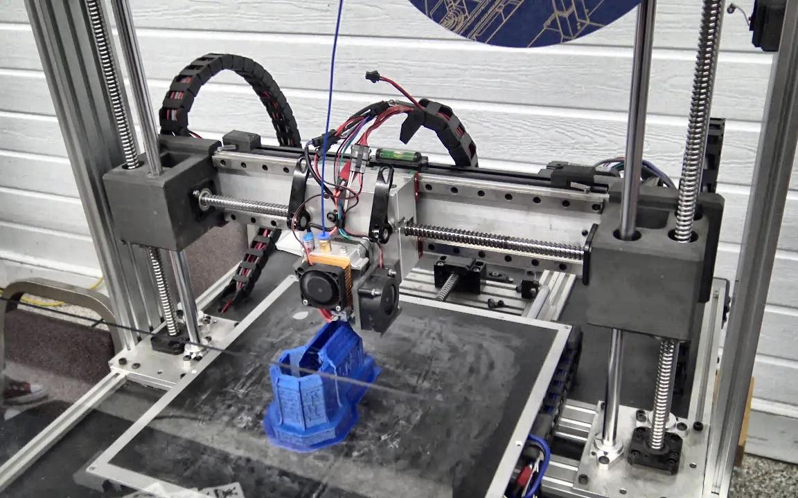 [Houston 3D Printing] Robot-Ninja-CNC磨机_ 3D打印机，带有所有球螺钉在中西部重演节上_哔哩哔哩_bilibili