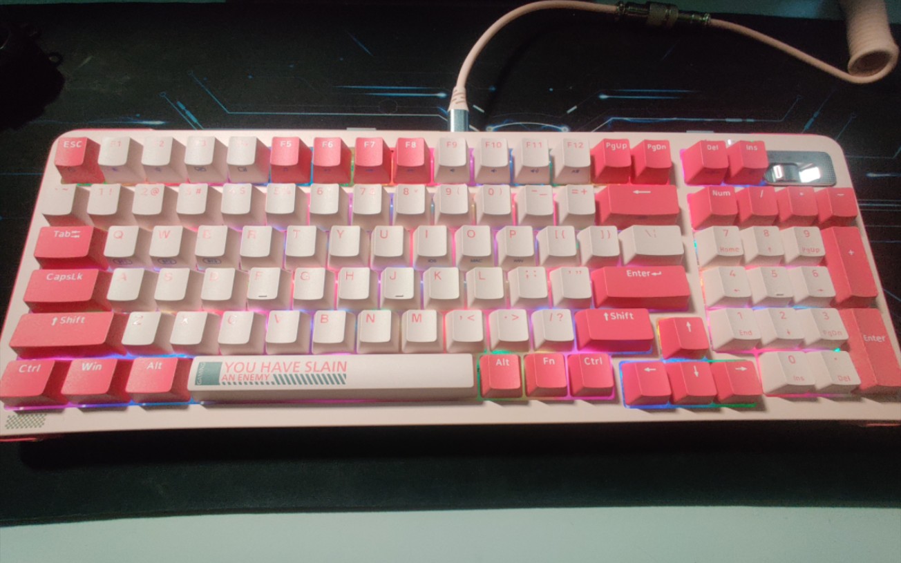 那就浅听一下御斧Y98的TTC金粉轴v2令人愉悦的打字音⑧_电子竞技热门视频