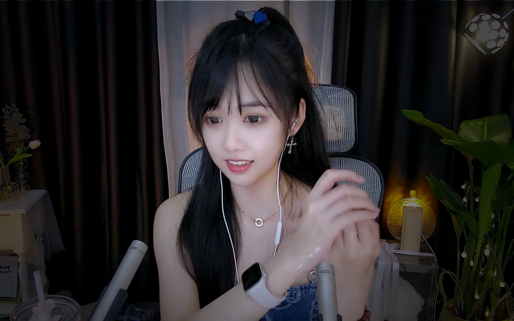 【ASMR】烦恼进入耳朵里，摇摇头~~-林小鱼yyds-林小鱼yyds-哔哩哔哩视频