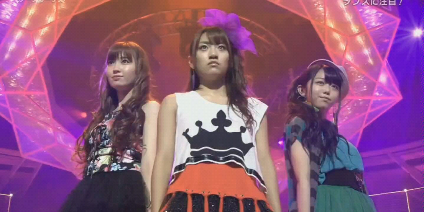 【No3b】唇 触れず (Music Japan) 现场版 11/07/03 (Live)_哔哩哔哩 (゜-゜)つロ 干杯~-bilibili