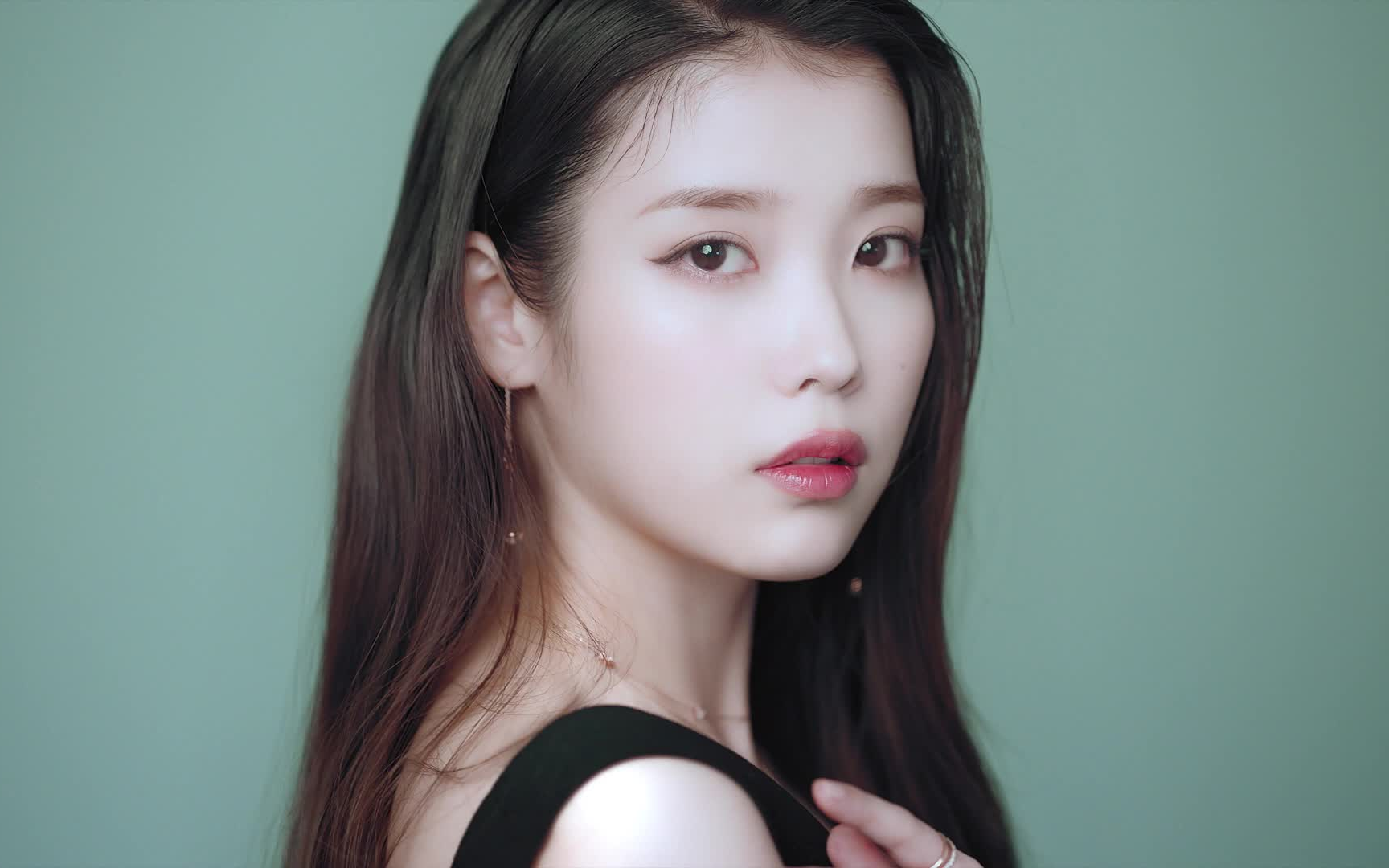 【IU】 IU X Jestina CF_哔哩哔哩_bilibili