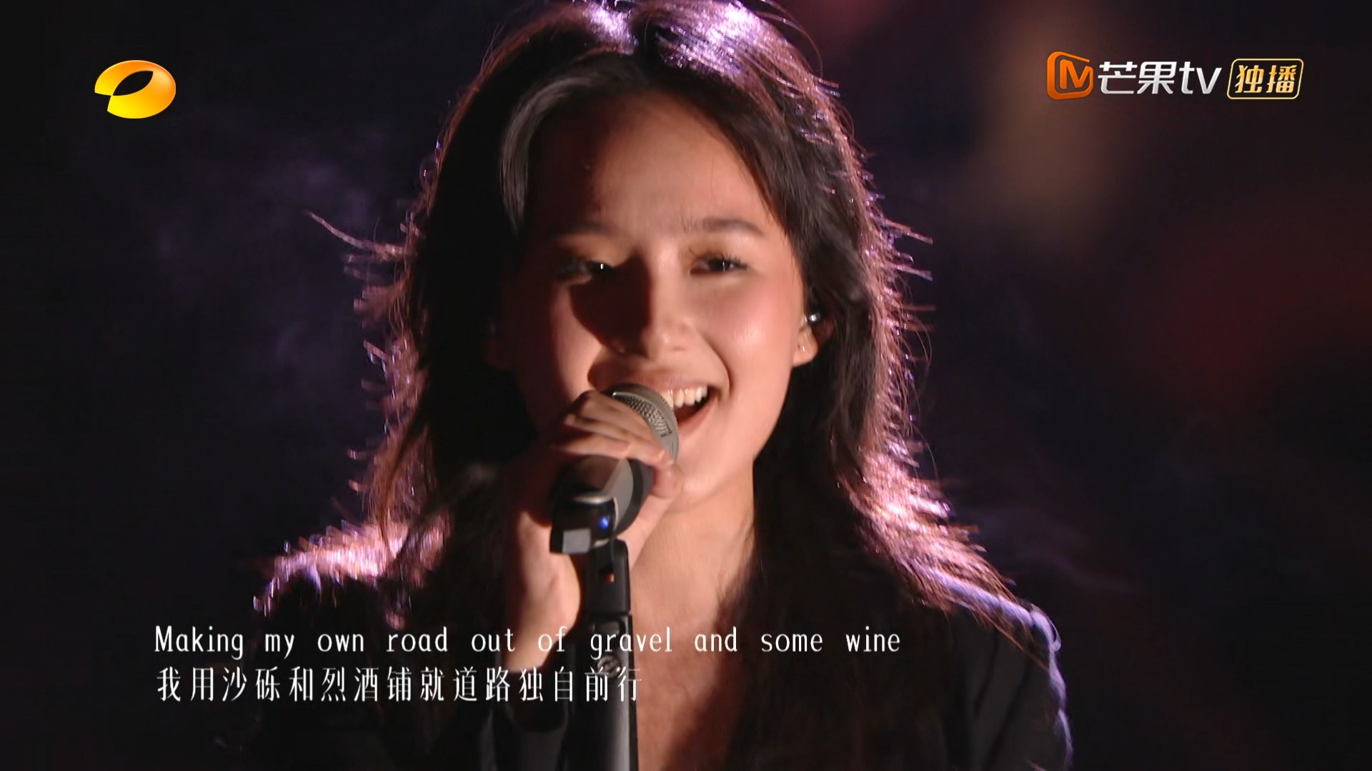 【官方MV】G.E.M.邓紫棋《句号》-十三誏-歌-哔哩哔哩视频