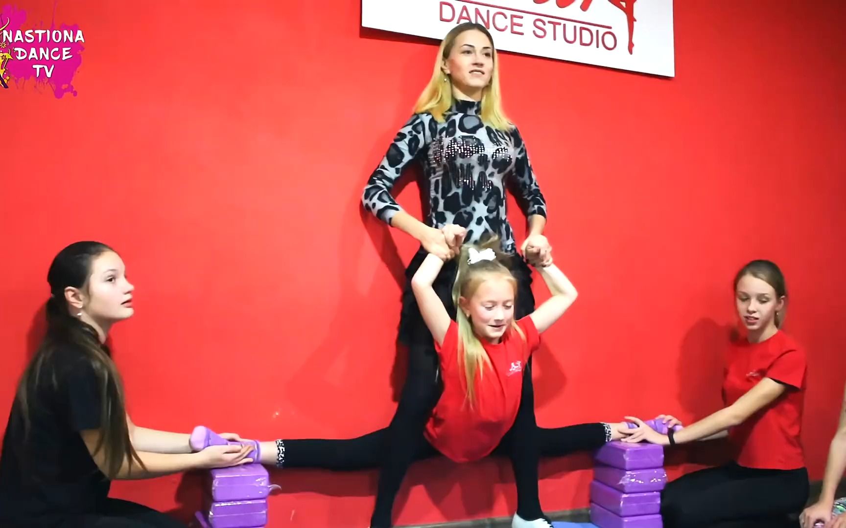 美女柔术，柔术柔功分享鲁斯兰娜 zlata ZLATEXA系列 Alina合集【柔之迷】2