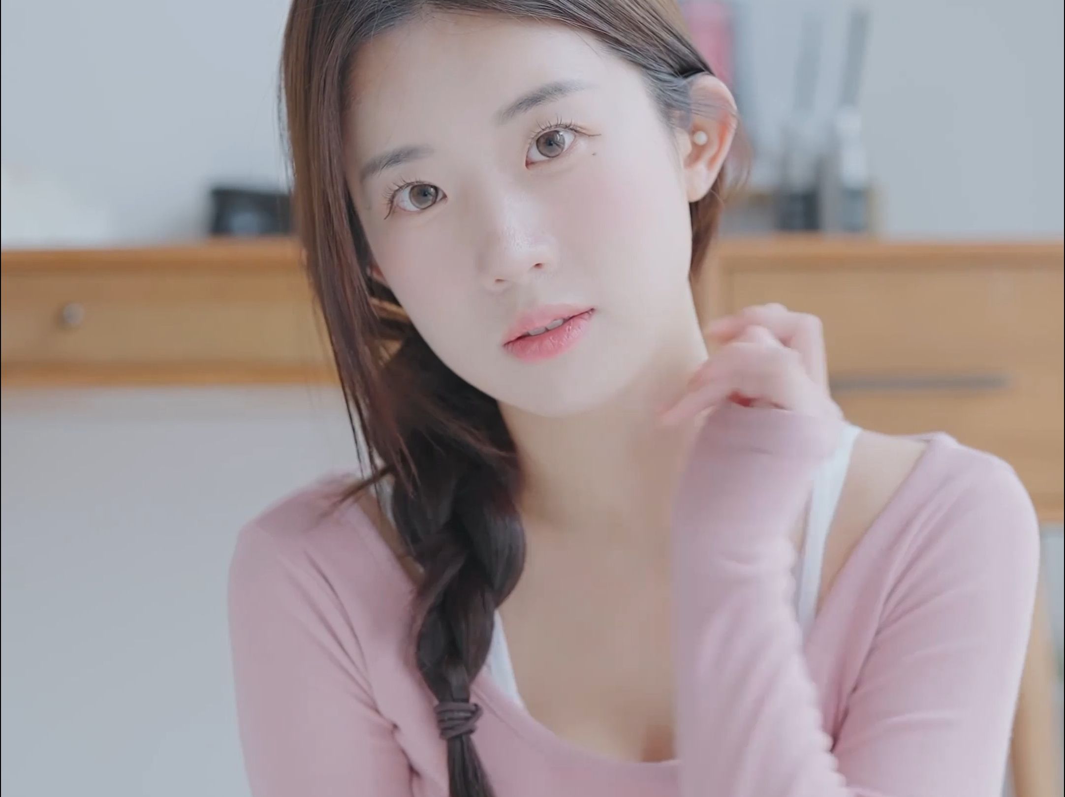 Seoyoon小姐姐的薄樱粉可爱穿搭-甜甜不辣La-甜甜不辣La-哔哩哔哩视频