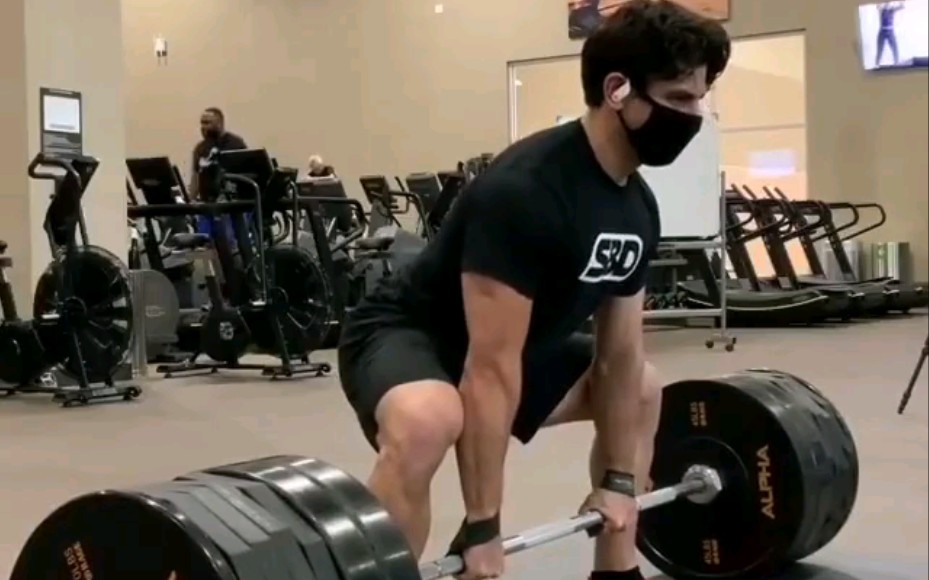 Carlos体重70kg无腰带硬拉282kg!_哔哩哔哩_bilibili