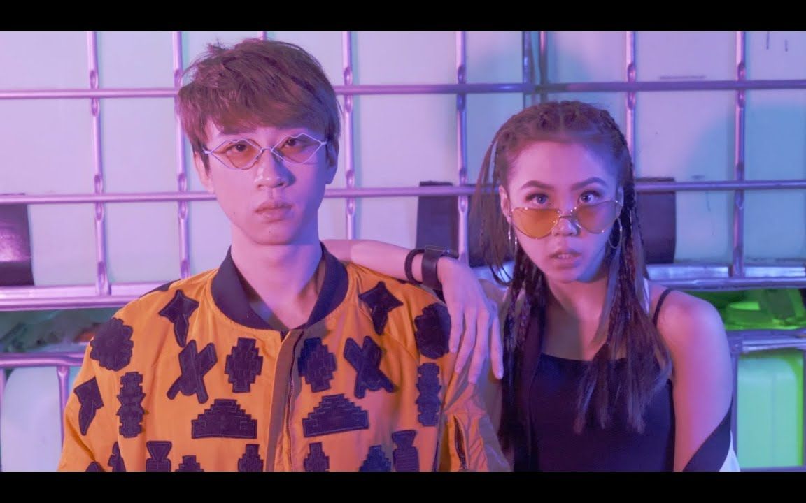 【中字】『我成为了BL剧的主角』主题曲 Darlin’- DEEP-imamoonboy-直播放-哔哩哔哩视频