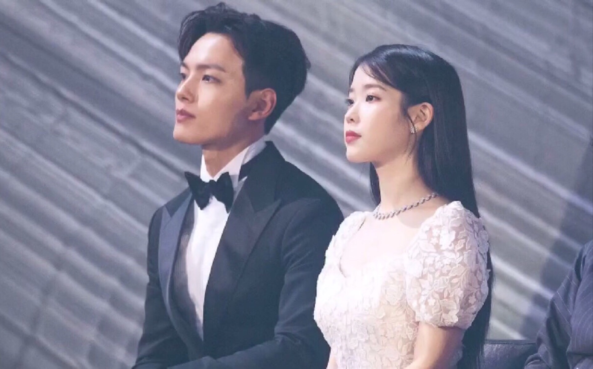 【IU李知恩&吕珍九】满灿cp 这只是一个颁奖典礼_哔哩哔哩_bilibili