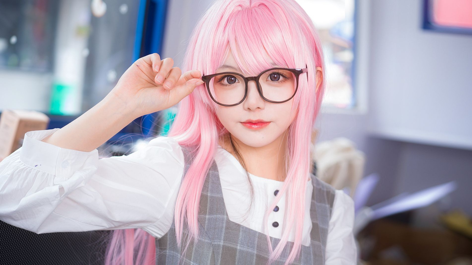 vlog | 十万人点赞过的千早爱音COS | 甜妹COSER做漫展嘉宾-樱群-樱群-哔哩哔哩视频