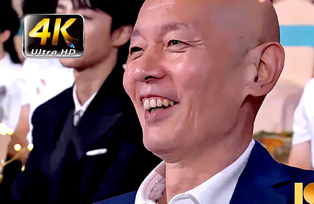 【致敬电影人】！张信哲《爱就一个字》催泪现场！-4K音乐馆-4K音乐馆-哔哩哔哩视频