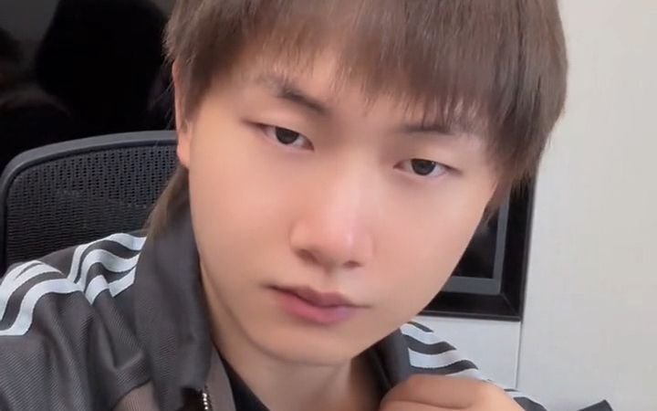 秋天🍂-RW侠丶Fly-RW侠丶Fly-哔哩哔哩视频