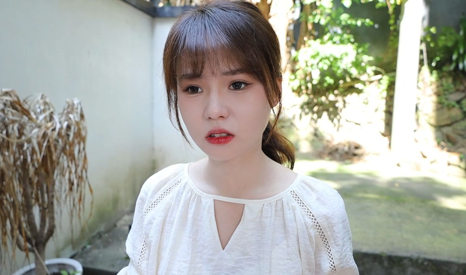 吃烧烤吃出个亲姐-临时工小陈-临时工小陈-哔哩哔哩视频