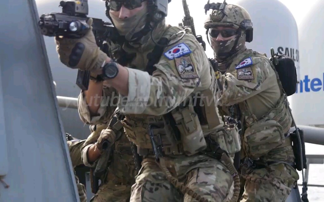 韩国UDT/SEAL特种部队HK416/AW50射击训练_哔哩哔哩 (゜-゜)つロ 干杯~-bilibili