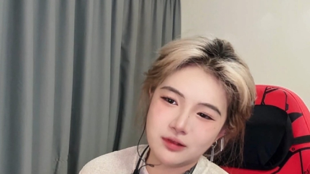 在厕所看我 是什么很有荣誉感的事吗-欧阳老师998-欧阳老师998-哔哩哔哩视频