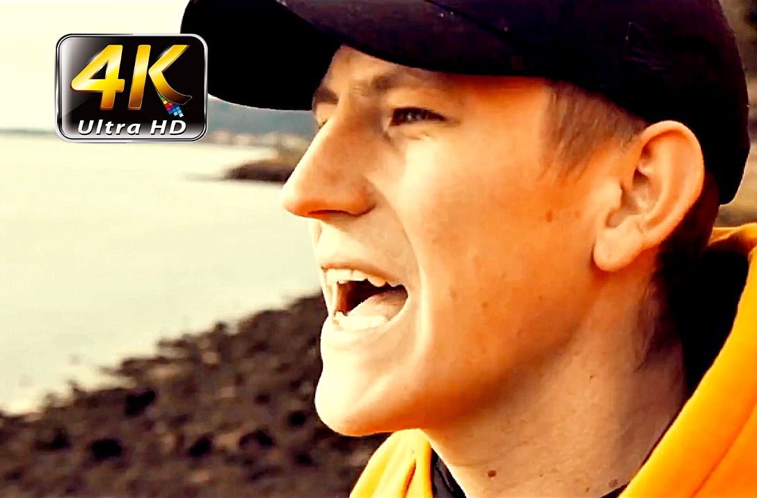 在百万豪装录音棚大声听Beyond《海阔天空》【Hi-res】-寂寞的介子-音乐-哔哩哔哩视频