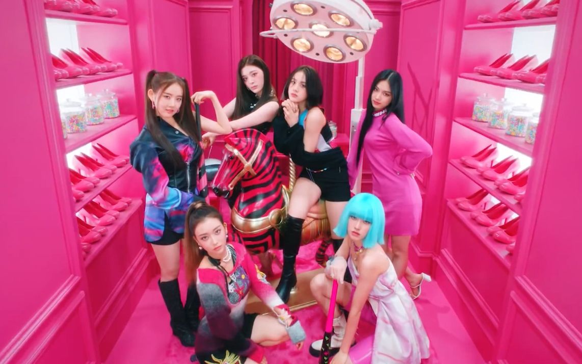 [韩国MV] STAYC - SO BAD MV＆舞蹈版＆预告 官方公开_哔哩哔哩_bilibili