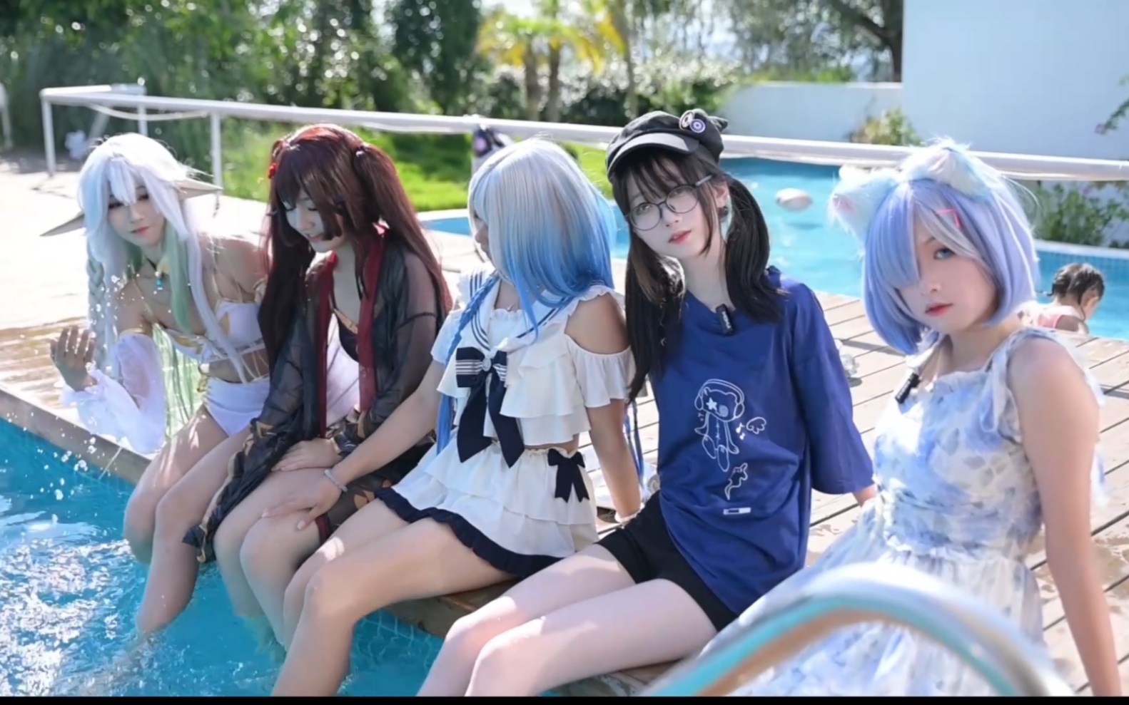 这么热的天怎么不来一期泳池派对呢？上集-cosplay收藏夹-cosplay收藏夹-哔哩哔哩视频
