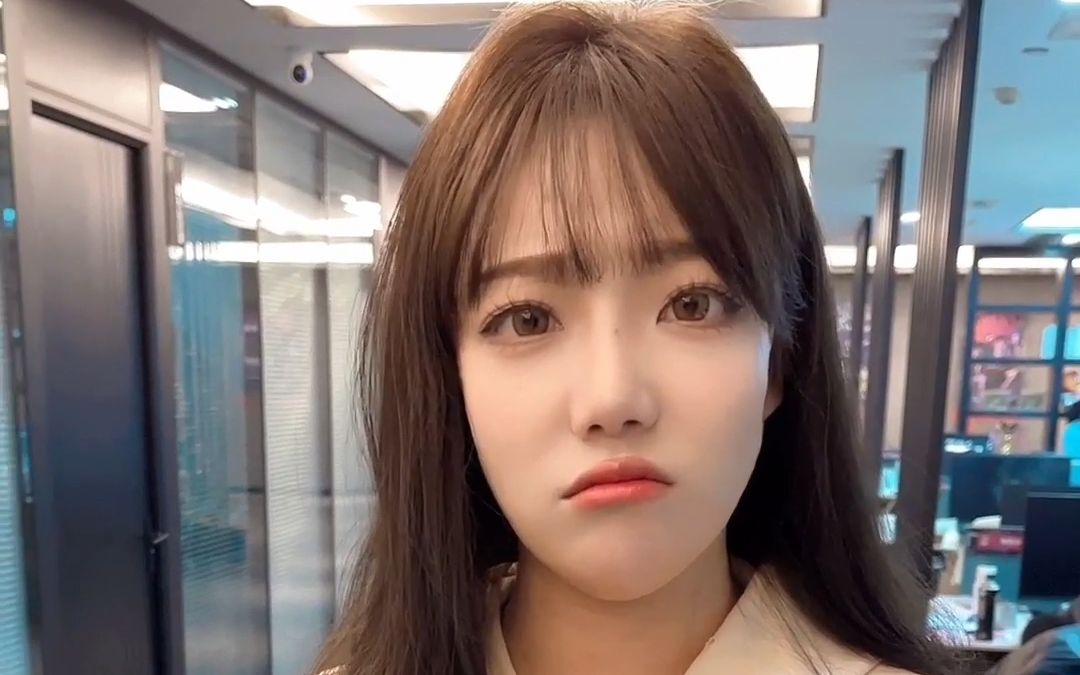 女朋友太受欢迎也是一种烦恼-午安宛丶-午安宛丶-哔哩哔哩视频