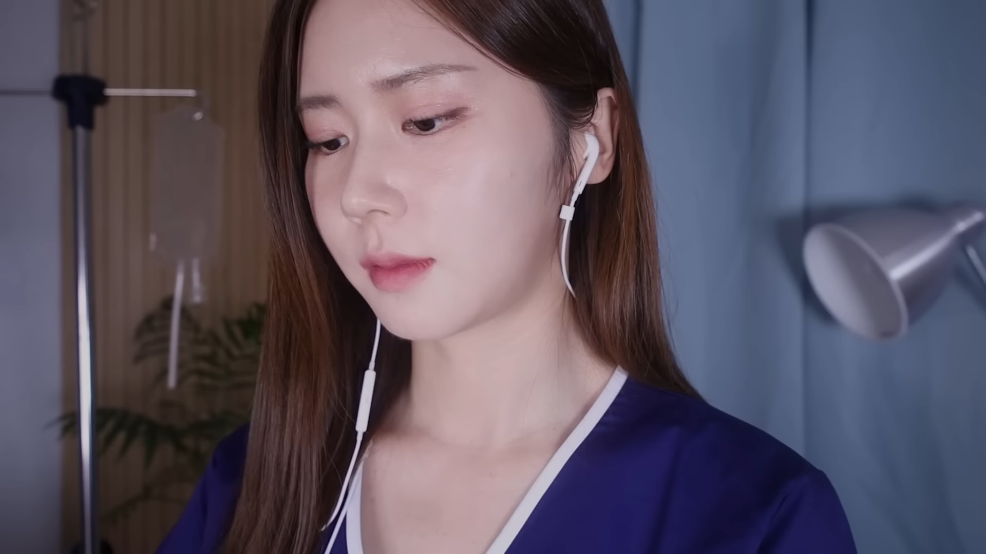 Night Nurse Takes Care-哈-哈-哈啾-哈-哈-哈啾-哔哩哔哩视频