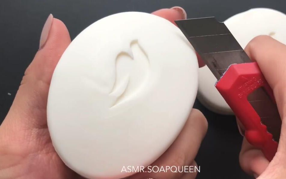 【ASMR SOAP QUEEN】削肥皂系列 乳白色硬皂_哔哩哔哩_bilibili