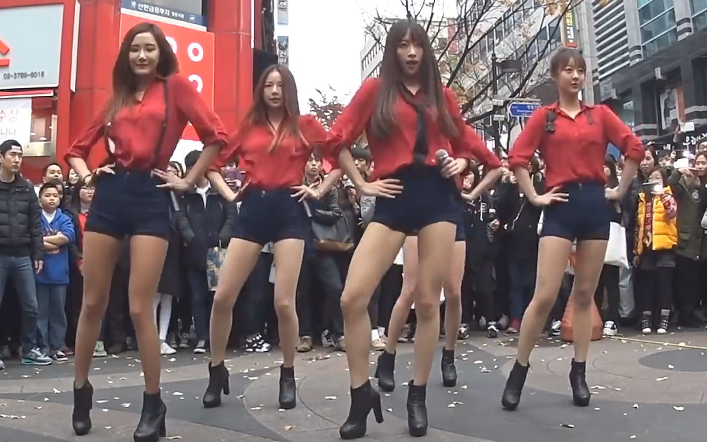 【EXID】《Up & Down（上下）》《Every Night（每夜）》韩国首尔明洞商业街_哔哩哔哩_bilibili