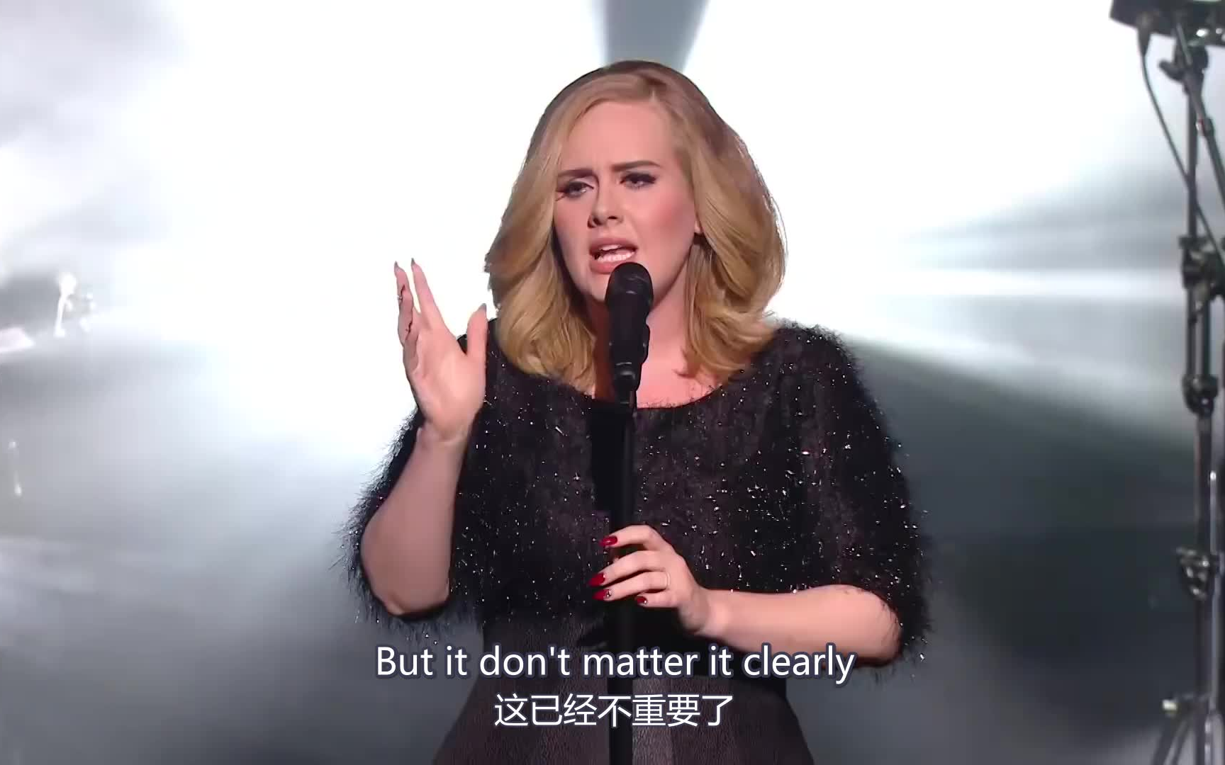 【双语字幕】【超清】Adele - Hello 英国流行巨星阿黛尔超稳现场_哔哩哔哩_bilibili